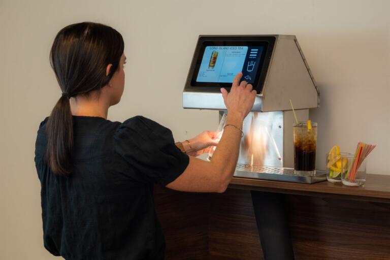 Cocktail Service Station | Liquor Dispensing Systems | EasyBar